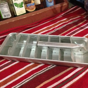 Old Fashioned Ice Cube Trays | Heritage Collectibles of Maine
